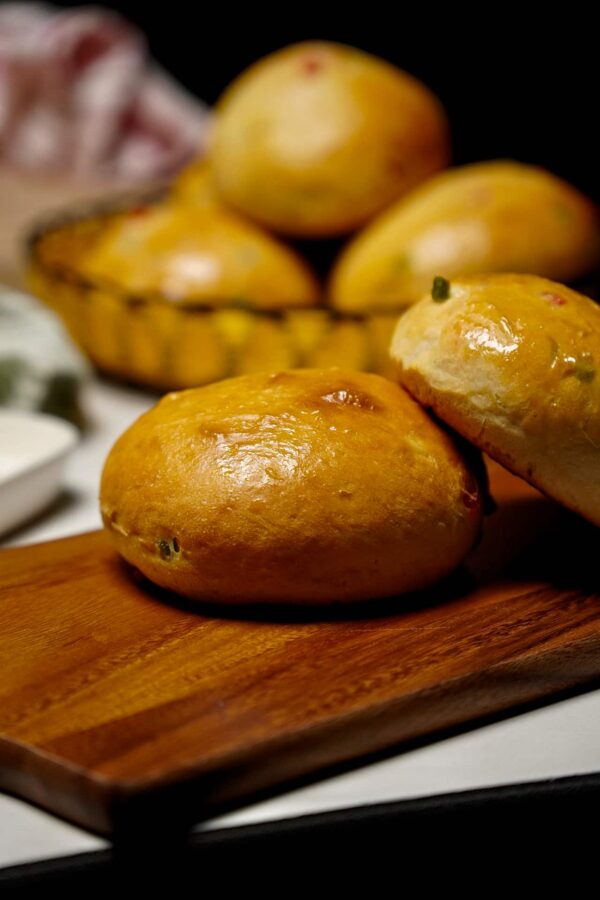Bun Maska: The Iconic Irani Cafe Bread That Tells a Delicious Story ...